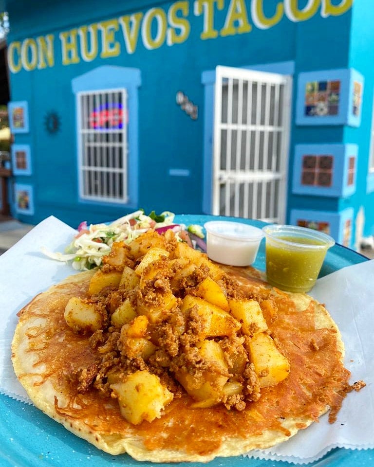 Tacos De Chorizo Con Huevo